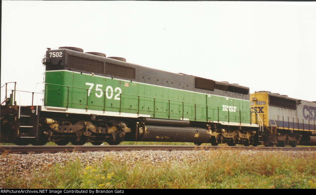 BN 7502 near Howard Lake, MN